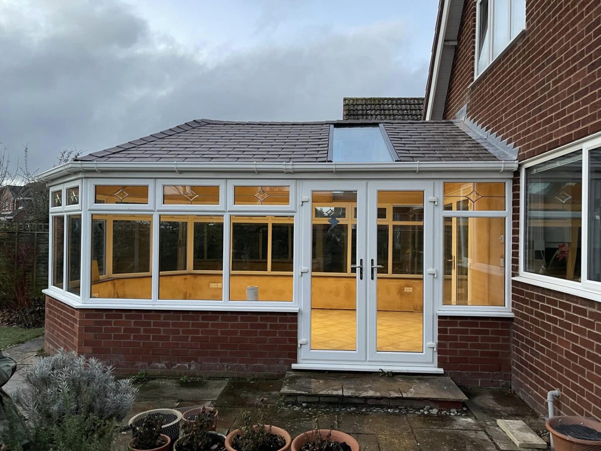 What Are The Benefits of Tiled Conservatory Roofs?